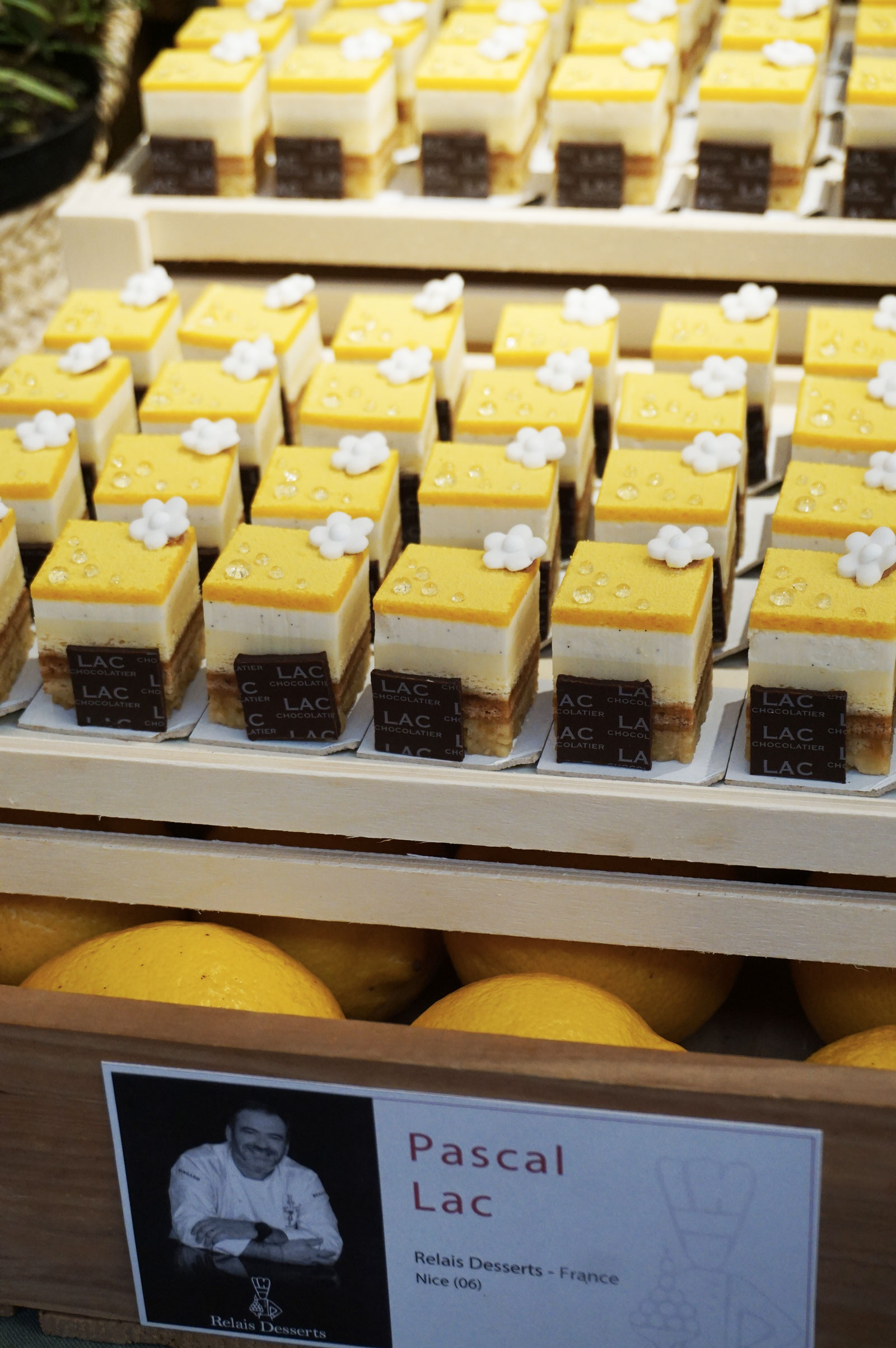 Le goûter Relais Desserts à Lyon : La pâtisserie de marché ~ Blog cuisine